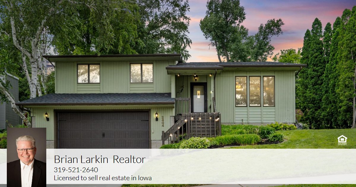 2404 Camelot Ave NW, Cedar Rapids, IA 52405